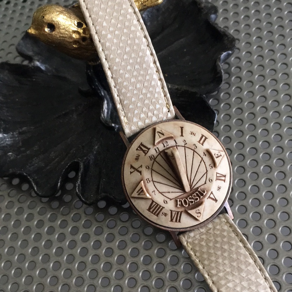 Rare Vtg Sundial Watch By Fossil - Gem